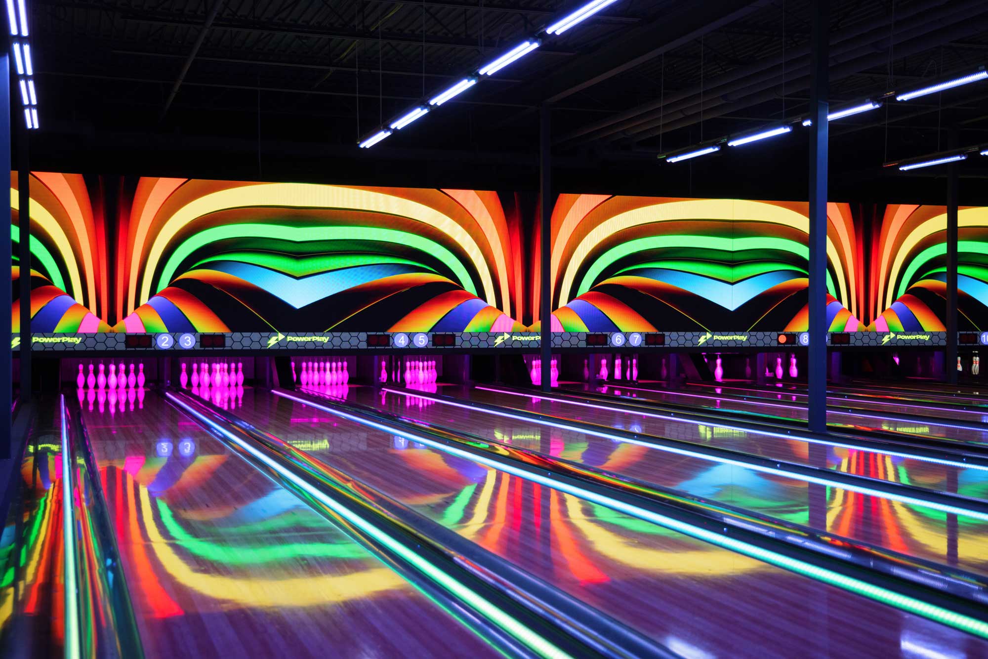 PowerPlay Calgary | Movie Theater - Entertainment - PowerHouse Restaurant